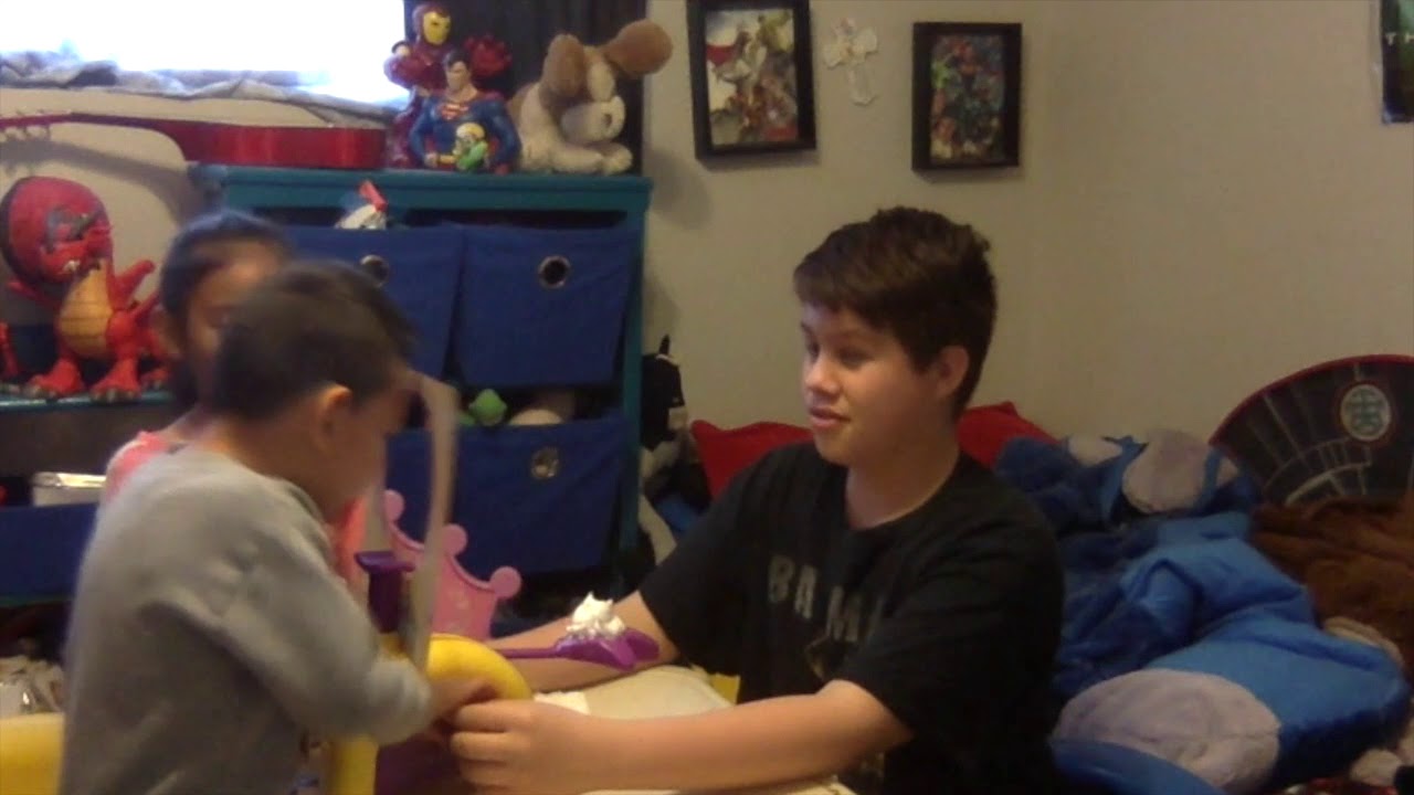 DIY Pie Face Game (Kim, Raymond, Ulysses & Tony) FamilyFunPlayTimeD ...