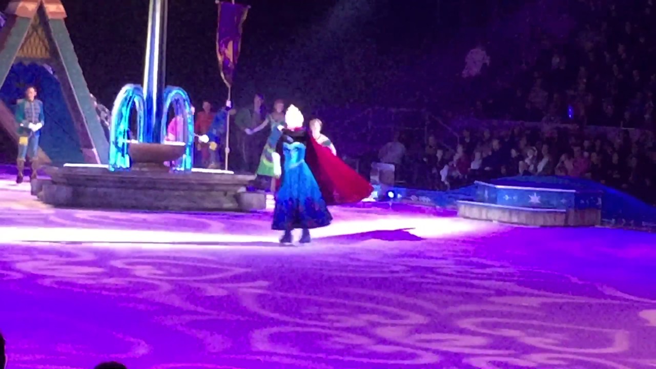 Disney on ice 2017 frozen Elsa and Anna - YouTube