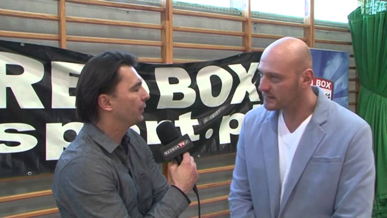 RED BOX Piłkarska Akademia - Konrad Majewski - YouTube