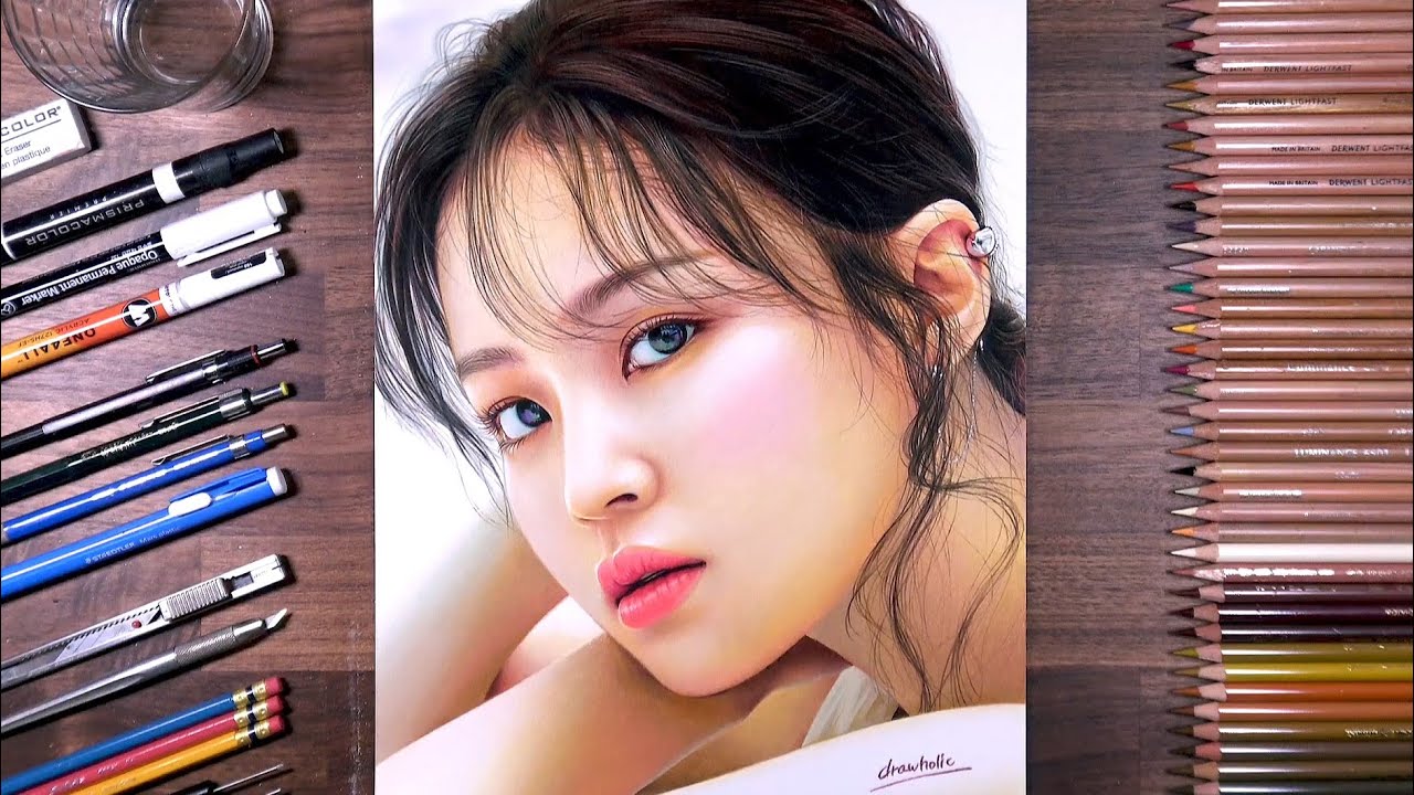 Drawing Lee Hi | drawholic - YouTube