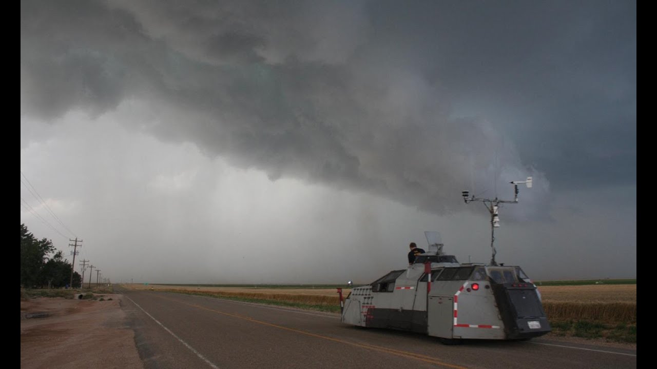 storm chasers part 1 ALMOST DRIVING IN TORNADO! - YouTube