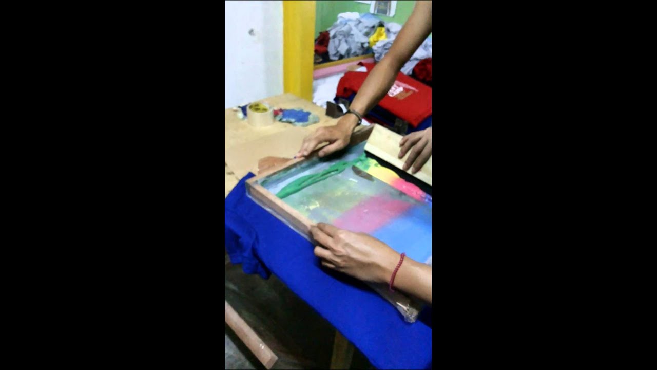 Silkscreen Printing (Gradient color) white base - YouTube