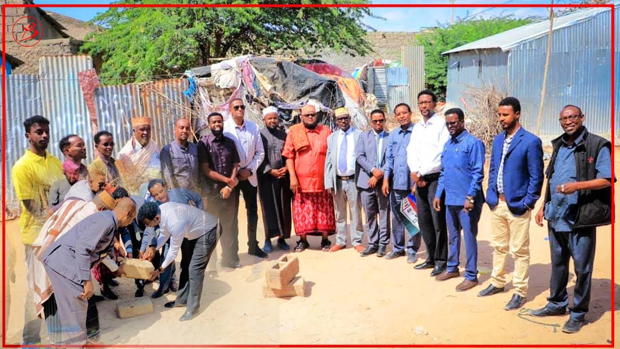 Barkhad Batuun Oo Bixiyey Lacagtii Iyo Dhulkii Laga Dhisayay MCH-ka ...