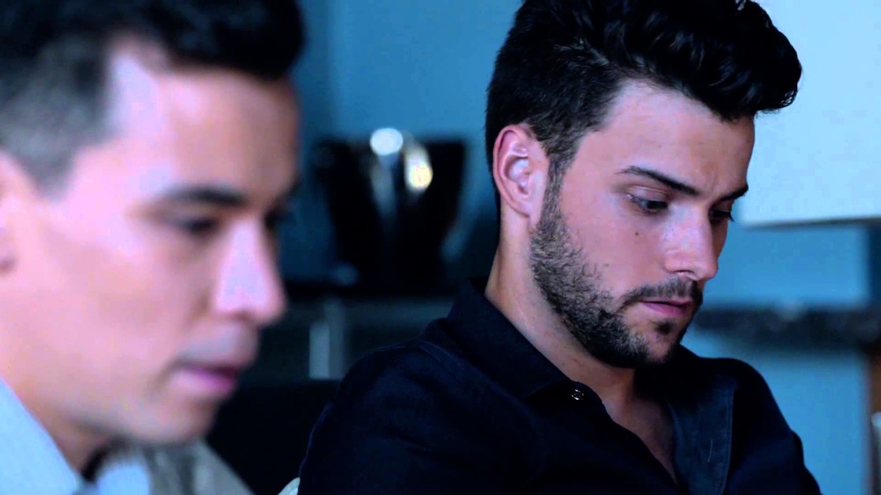 Connor & Oliver (Coliver) 2x05 HTGAWM - YouTube