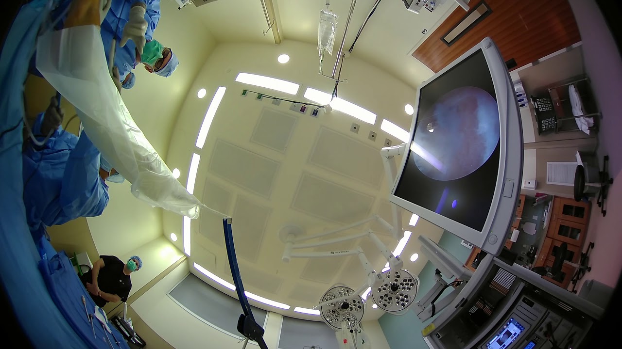 360-Degree Virtual Reality : Inside the Operating Room - Shoulder ...