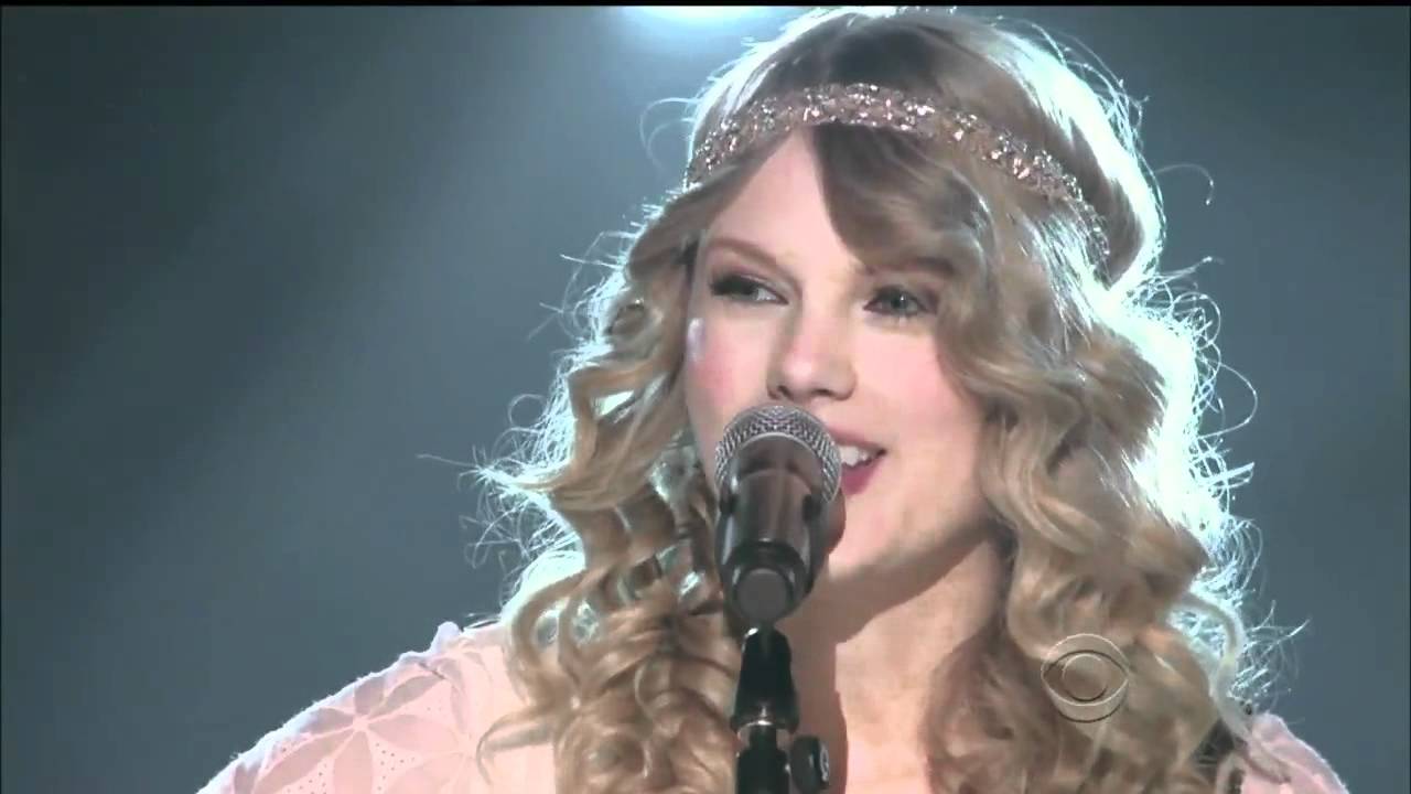 Taylor Swift - "Run" - George Strait Tribute CBS May 27 2009 - YouTube