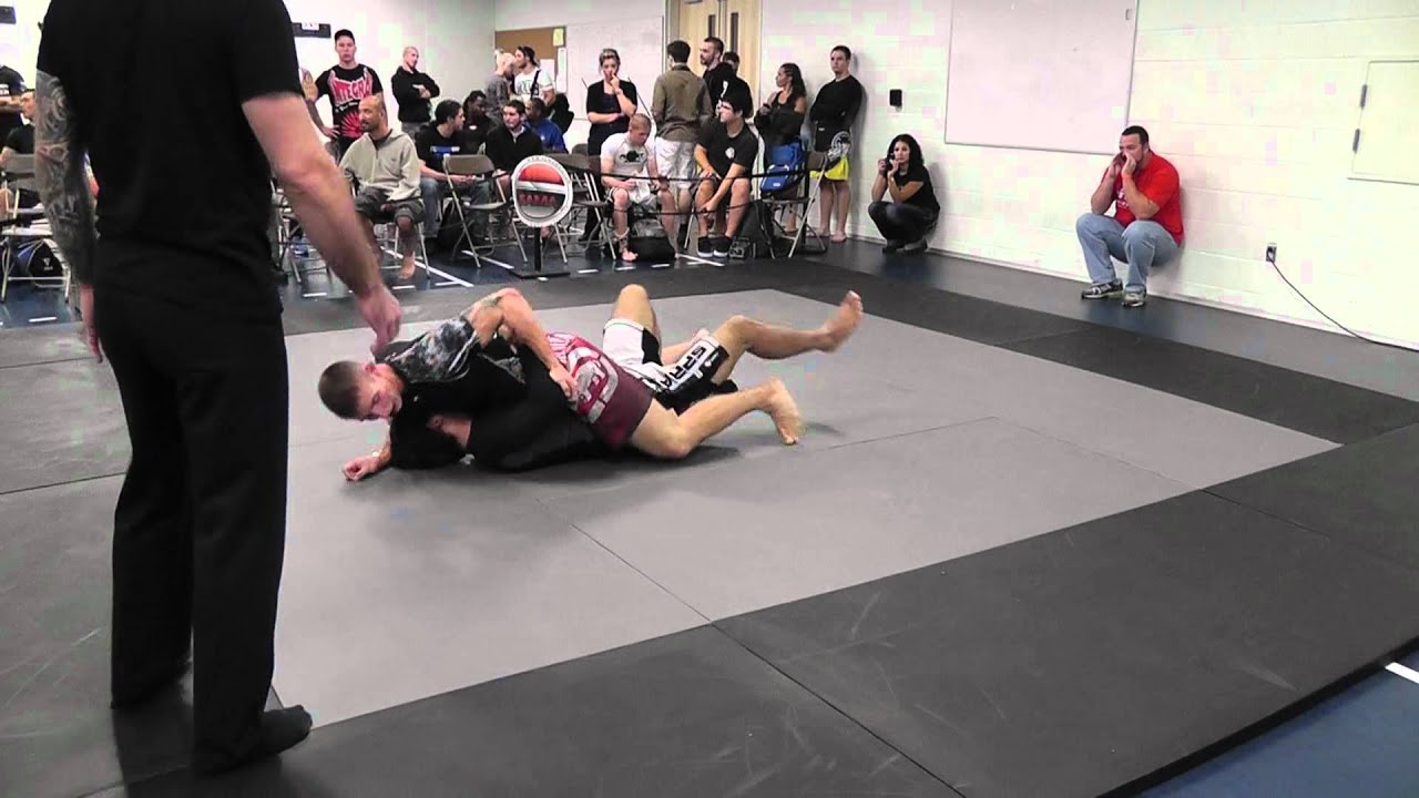 Jake Betz vs Mickael Couture - Débutant / Beginner -190/+190 Round ...