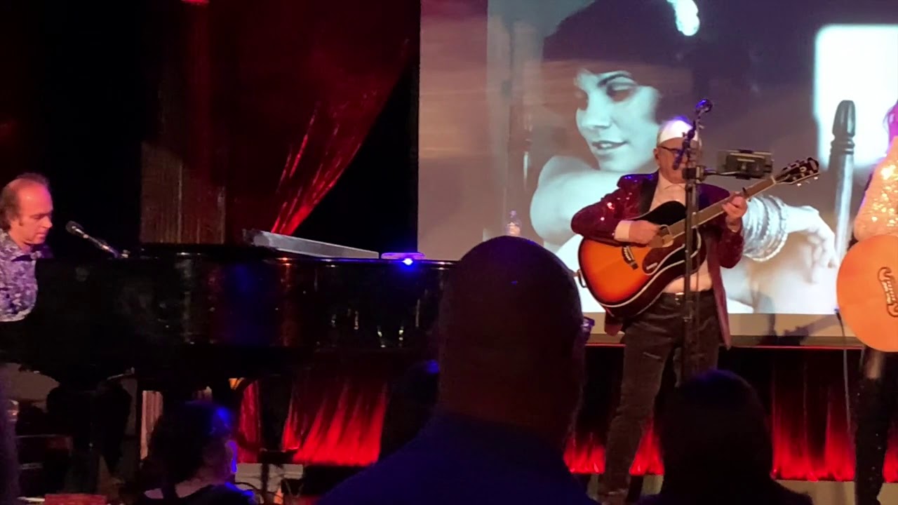 Blue Bayou intro - YouTube Music