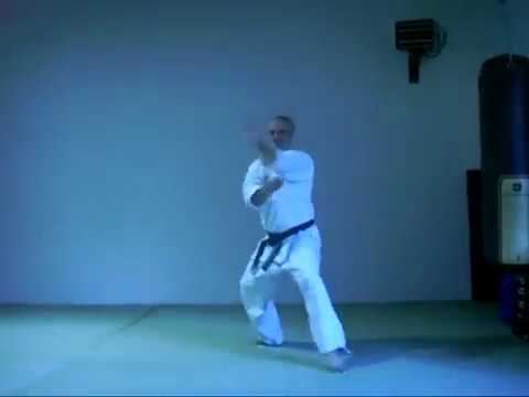 Heian nidan shuto uke osae uke et tate nukite - YouTube