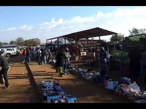 De Deur Flea Market - YouTube