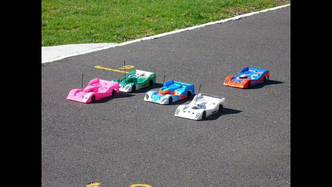 1/12th RC club racing @ Parow circuit, Cape Town - YouTube