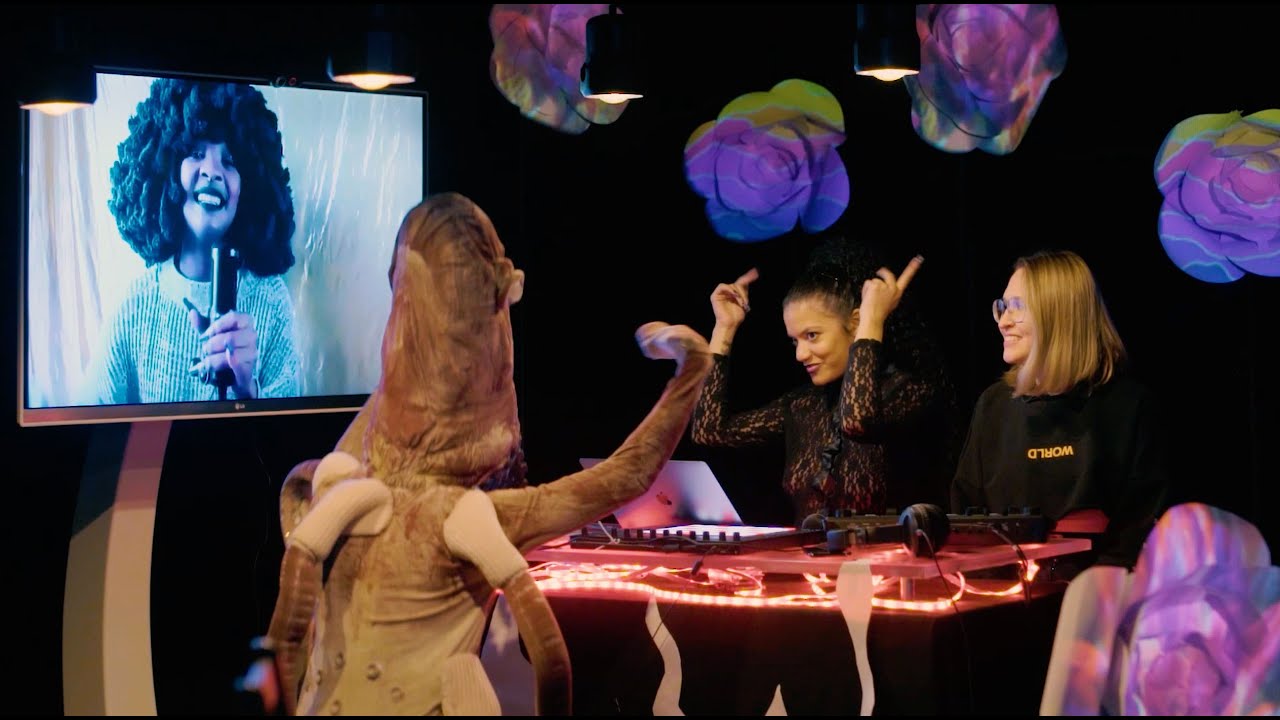 Fem*Friday Night - Skillz: Enesi M. / Ableton Live & Jam Session - YouTube