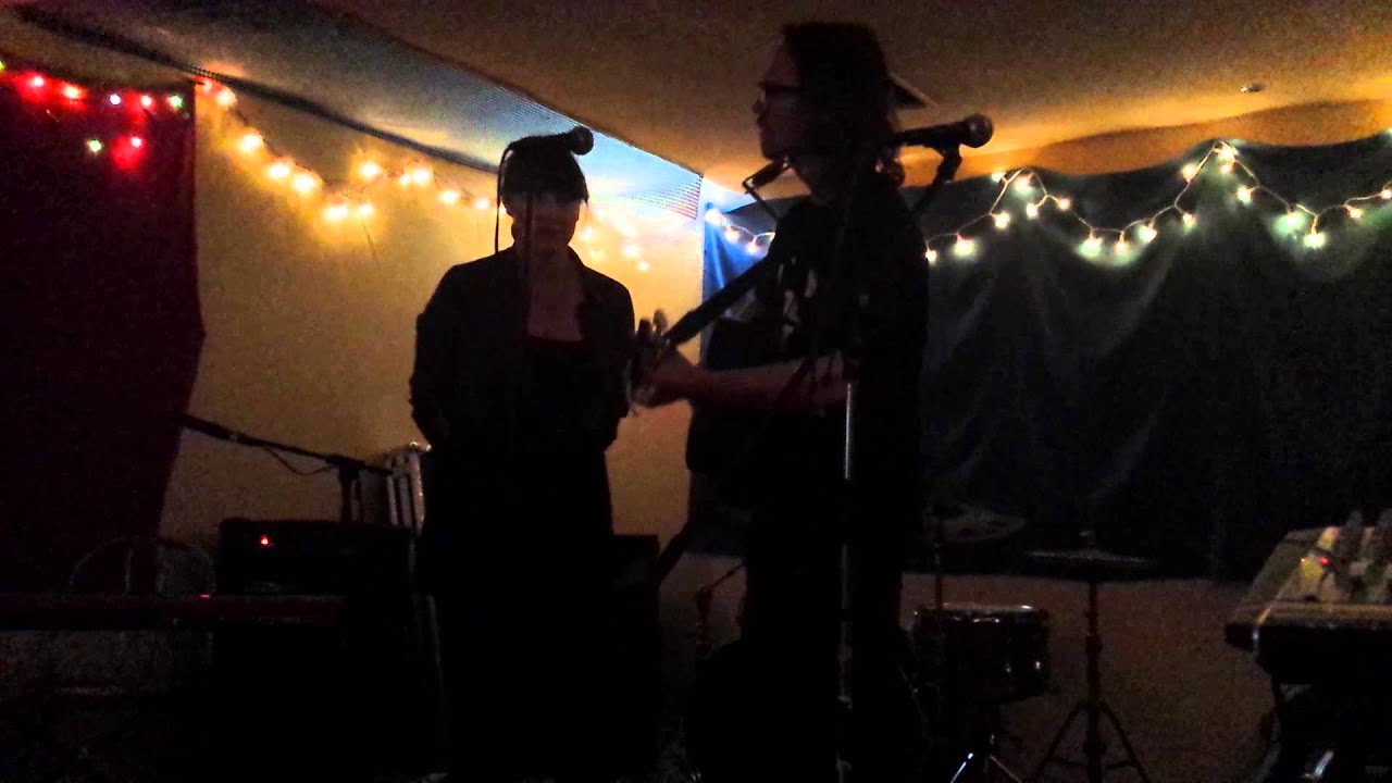 Ola Karlsson and Kate Jacobson - Hungry Heart - YouTube