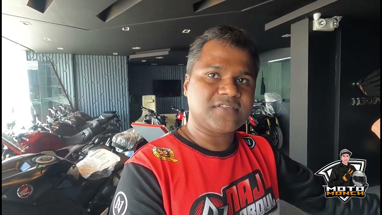 Naj Abdul's Honda Goldwing - YouTube