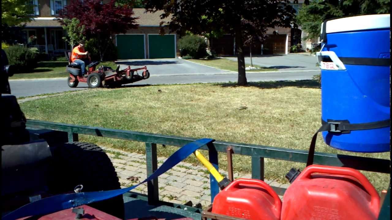 Lawnmower prank, flawless execution - YouTube