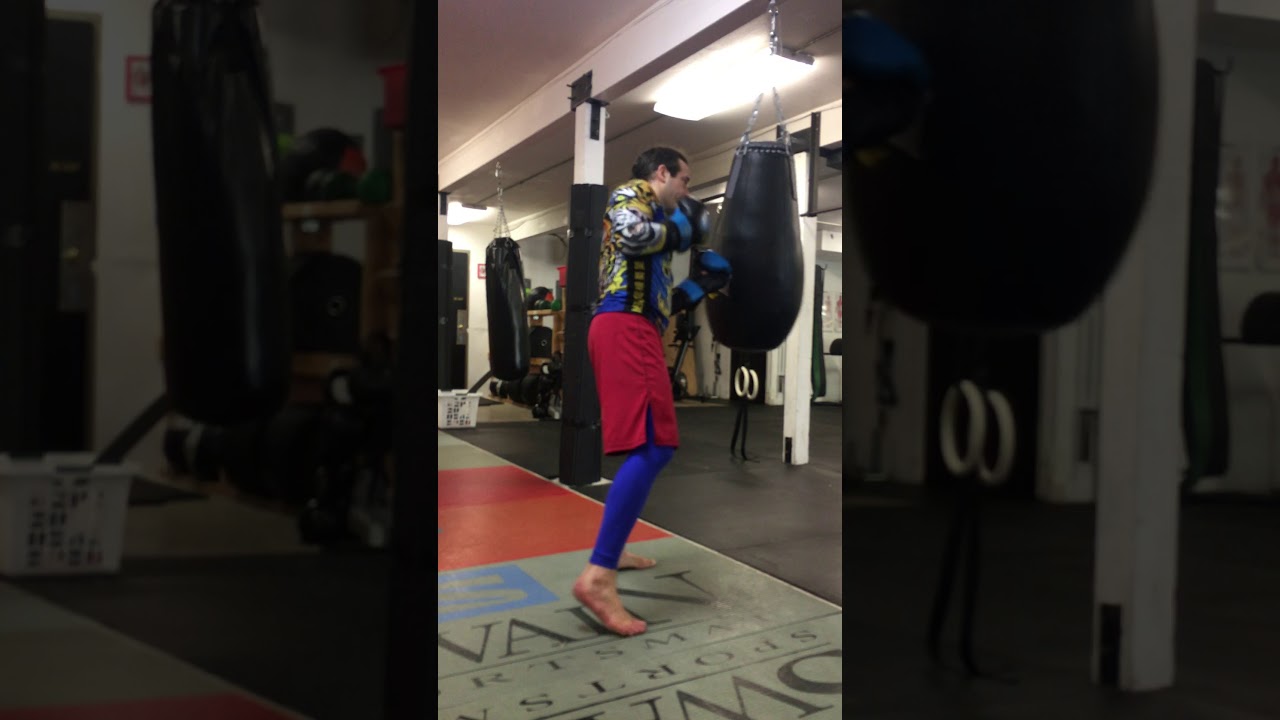 Favorite boxing combos: duck, hook, uppercut, jab. - YouTube