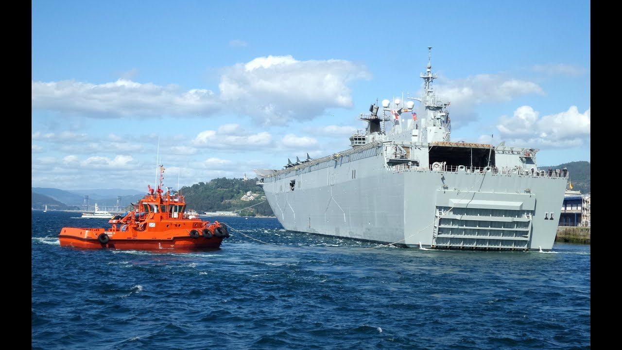 Buque "JUAN CARLOS I" (L-61) zarpando del Puerto de Vigo - 4 de Junio ...