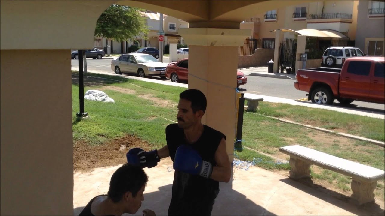 bloody street fighting - YouTube