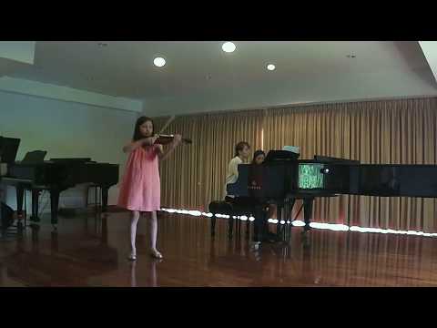 Concierto en DoM para viola Joseph Schubert - Nicole Gedler - 10 años