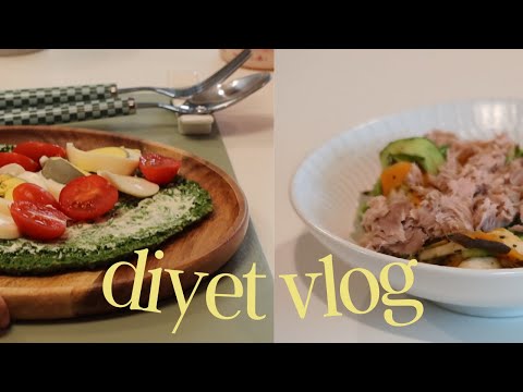 Diyet Vlog | 3 gün boyunca yediklerim,  kolay ıspanaklı krep, Kore usulü menemen, overnight chia vs.