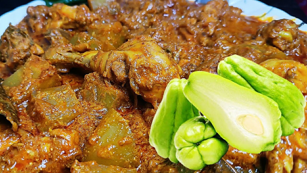 Chiken Kuwas Curry Recipe | Chicken Kosha In Bengali Style ...