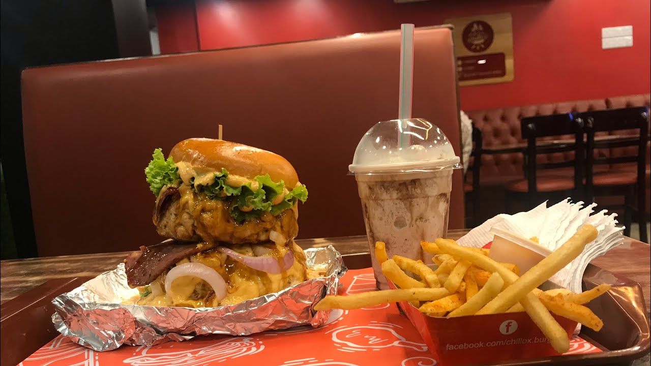 chillox restaurant / Chittagong Food Vlog - YouTube