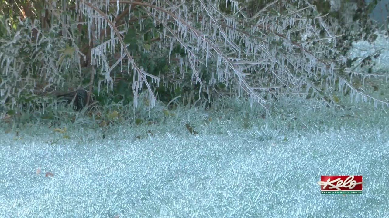 How freezing rain forms - YouTube