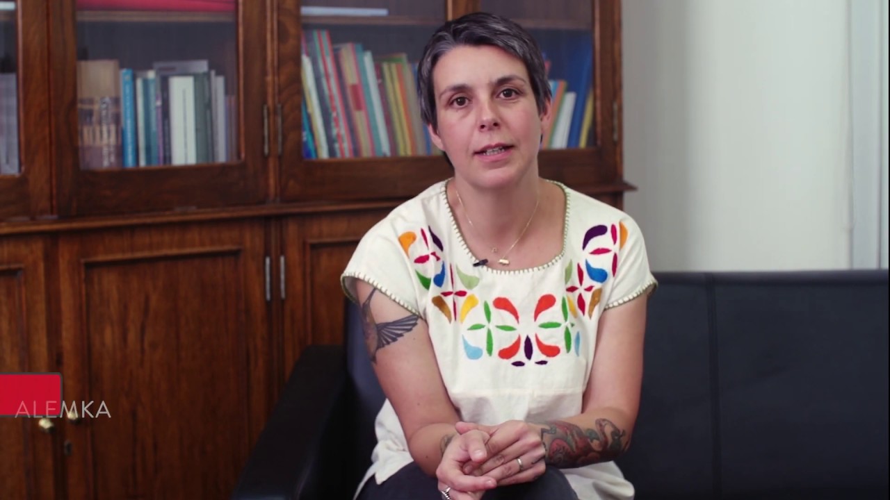 Alemka Tomicic - Psicología - YouTube