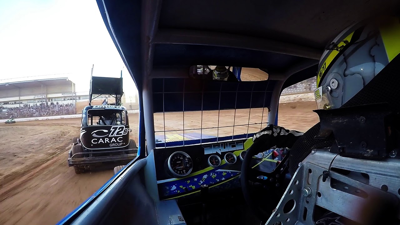 Tyler Walker 33s Heat 1 2019 NZ Stockcar Champs Baypark - YouTube