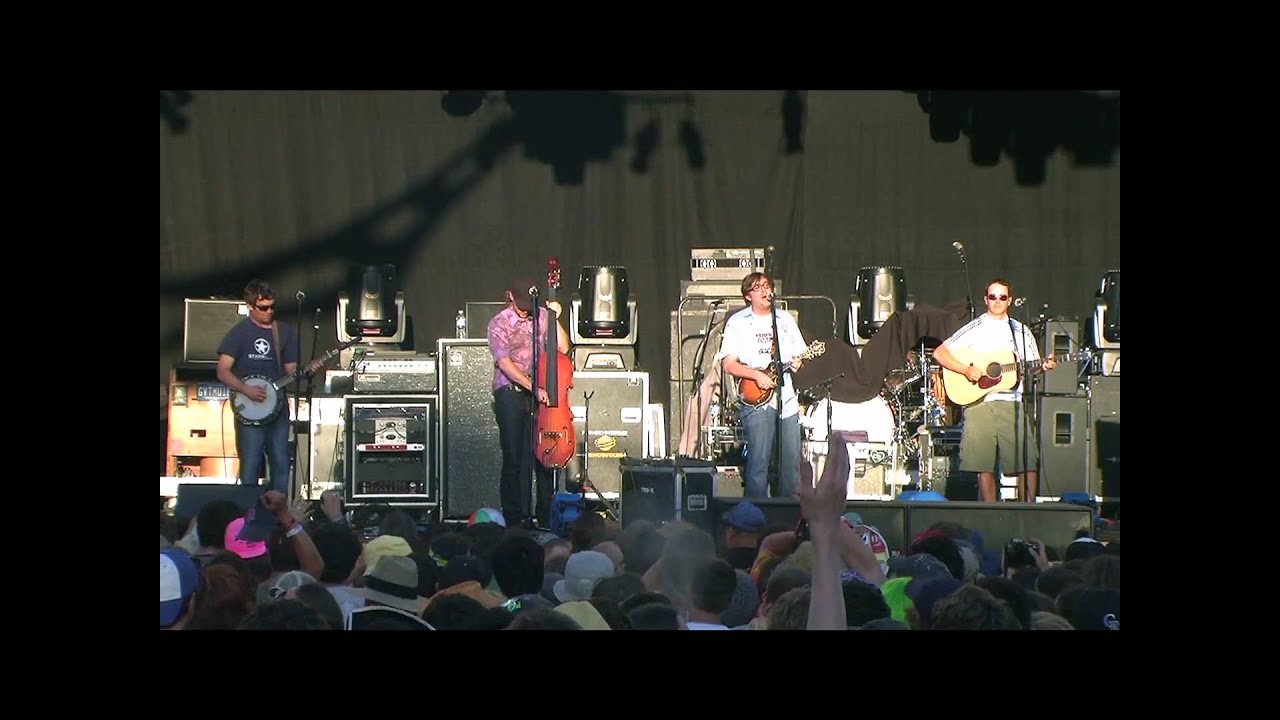 Yonder Mountain String Band - Half Moon Rising - Summer Camp 10 - YouTube