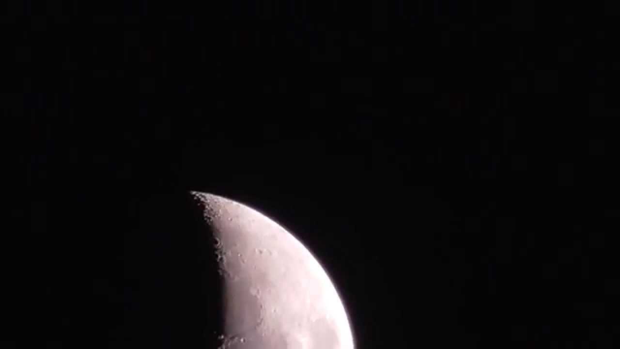 Multicolored blinking object near the Moon tonight? - YouTube