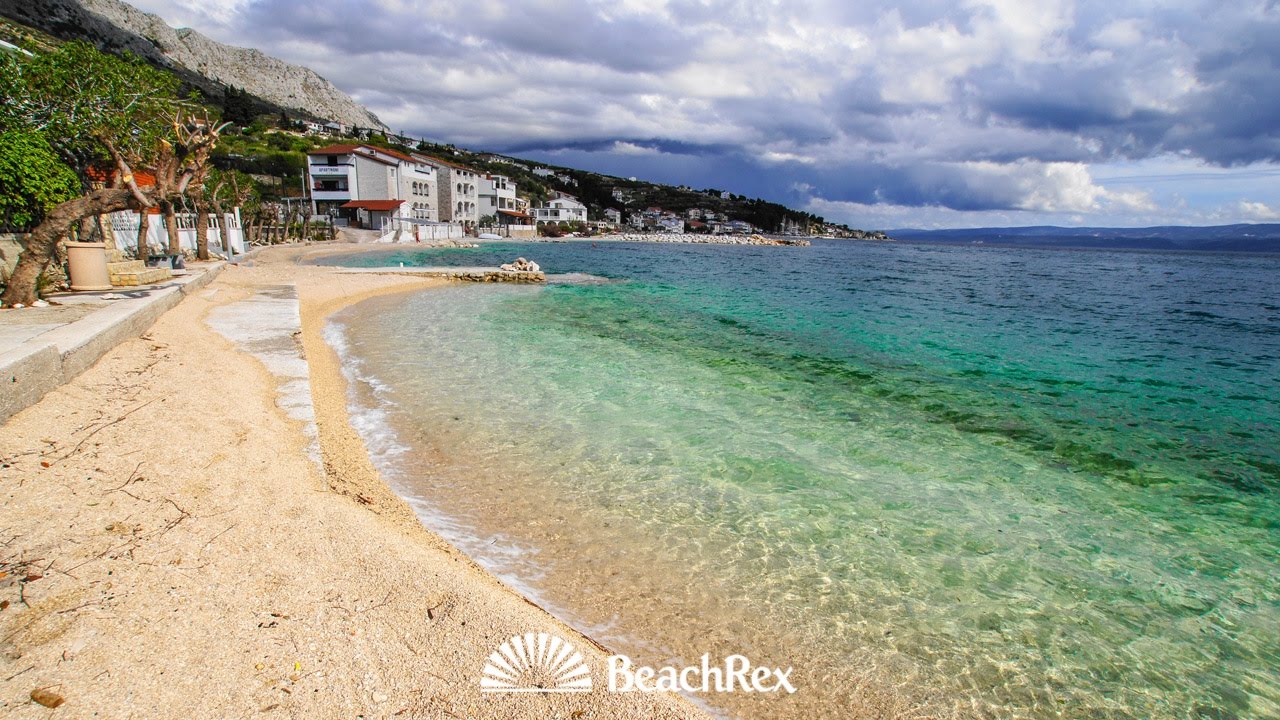 beach Suhi Potok, Jesenice, Croatia - YouTube