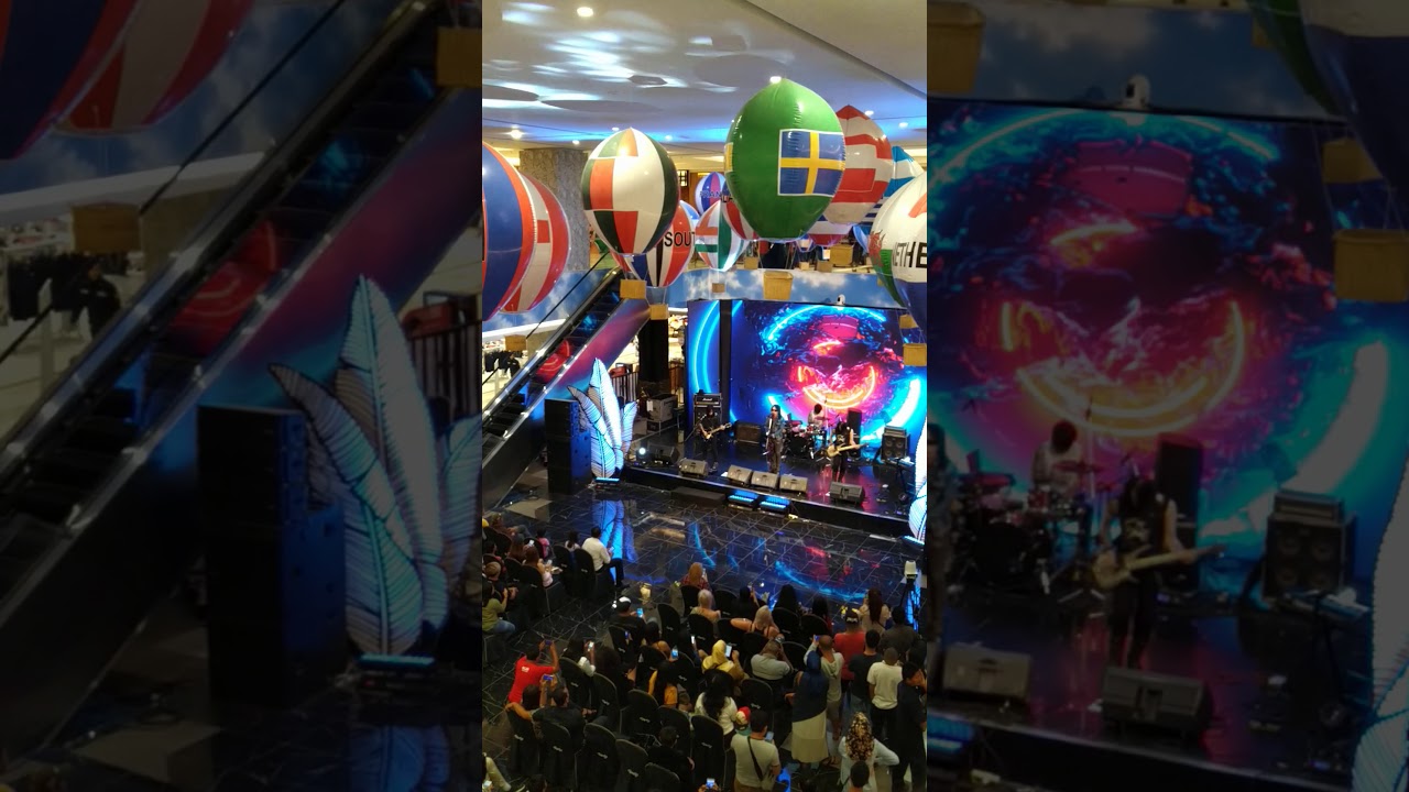 TRANS MART STUDIO BALI - YouTube