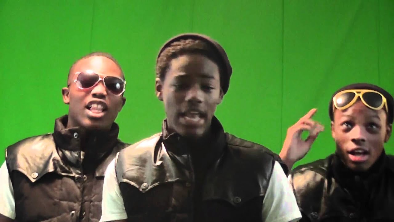 UNEDITED GREENSCREEN MUSIC VIDEO 1 - YouTube