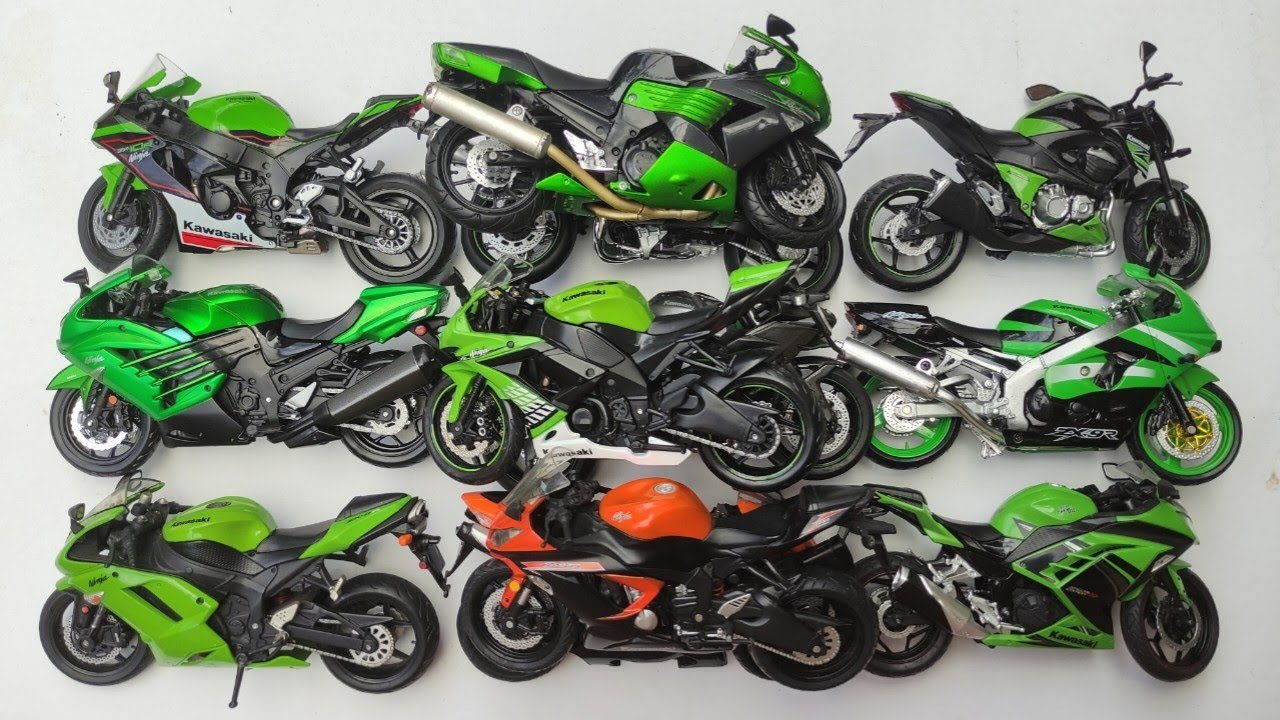 Reviewing Diecast Model Motorcycles 1/12 Scale Collection Kawasaki ...
