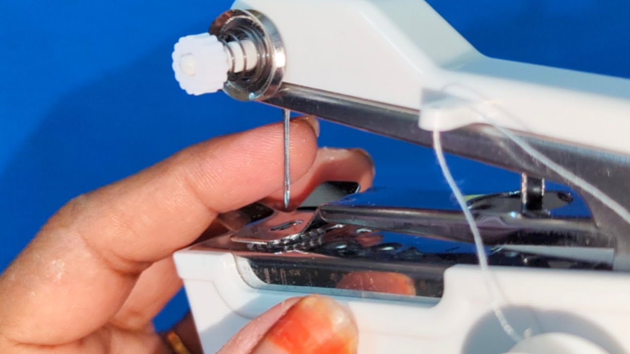 Mini Hand Sewing Machine Needle Change / How to Change Needle in ...