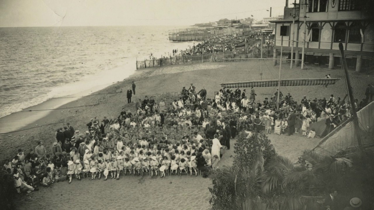 Escola del Mar inaugurada al 1921, exposició MiremElPassat - YouTube