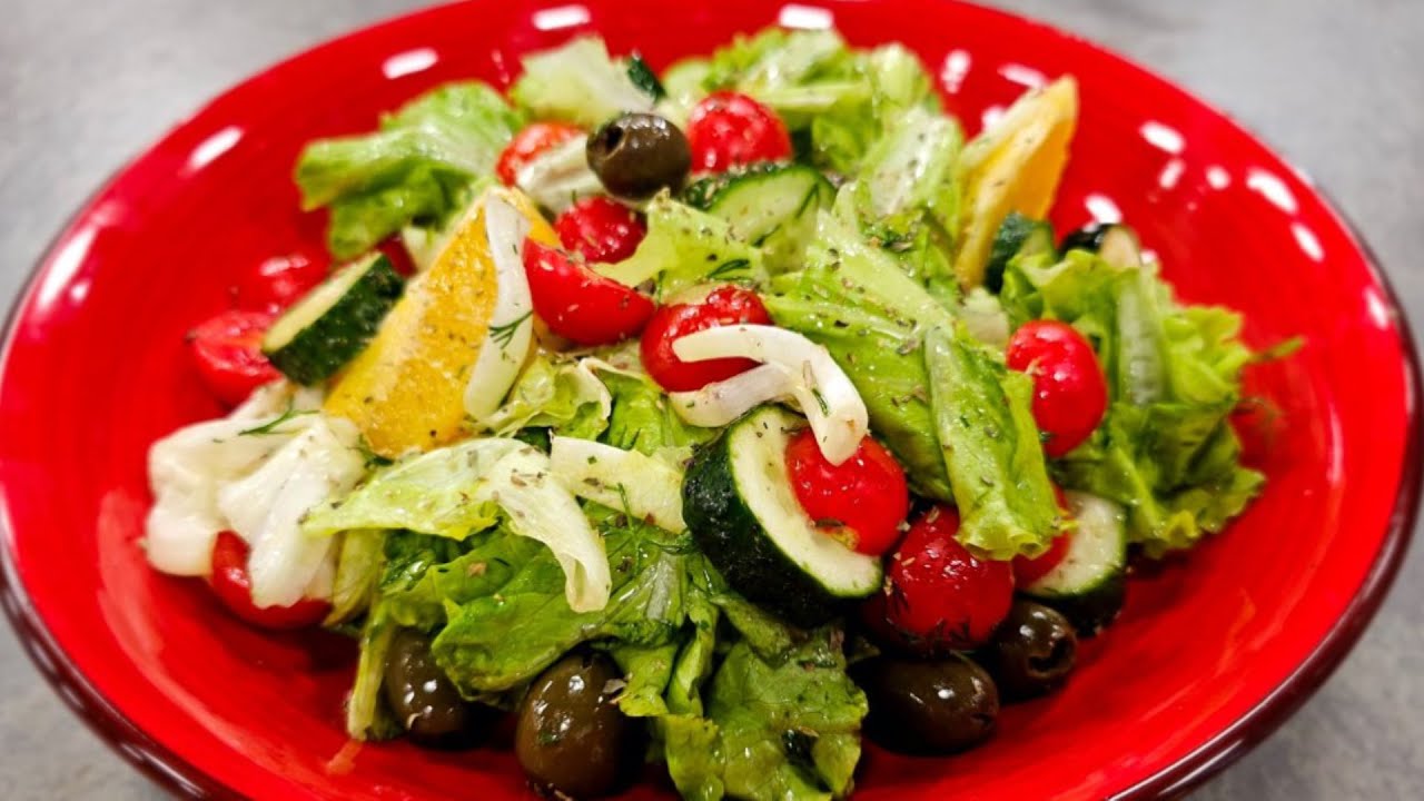 Rreze Dielli - Sallatë jeshile me një marinadë speciale nga zonja ...