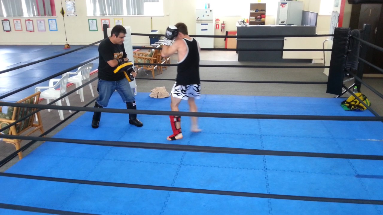 Boxrite Thai pad session - YouTube