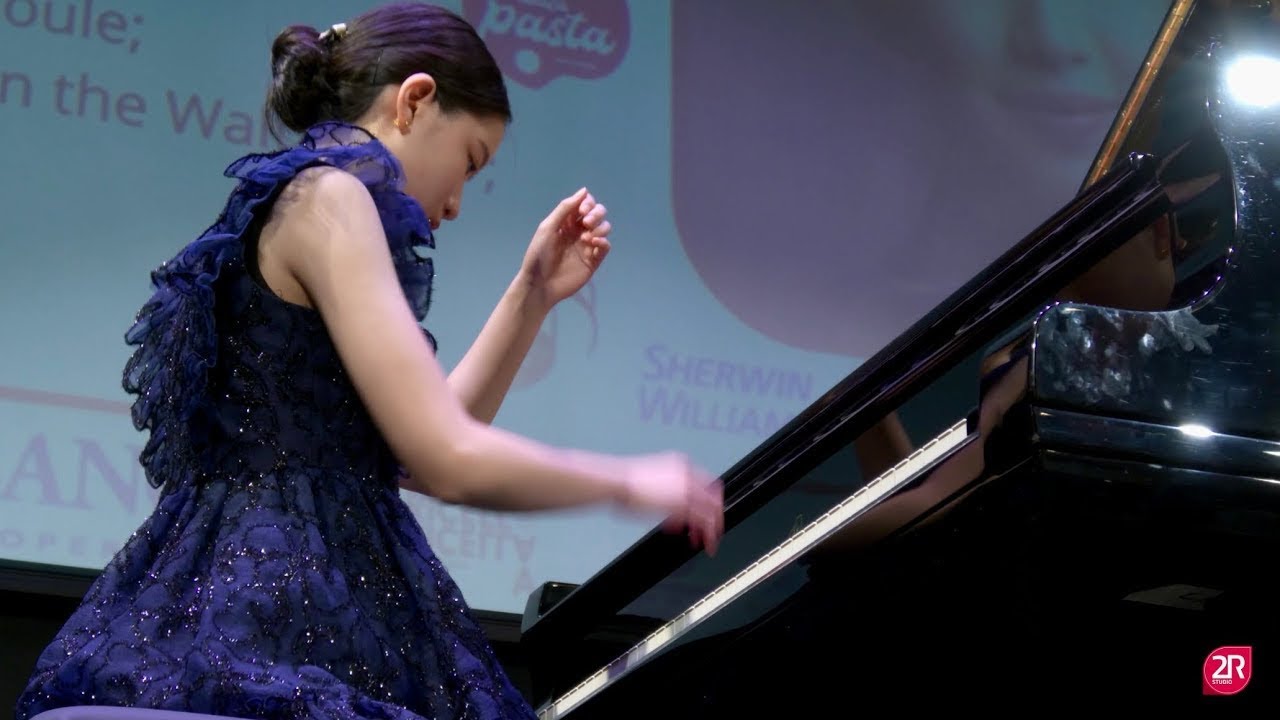 Liszt: Faust/Gounod: Fantasia on the Waltz, S.407 - Joy Yin - YouTube