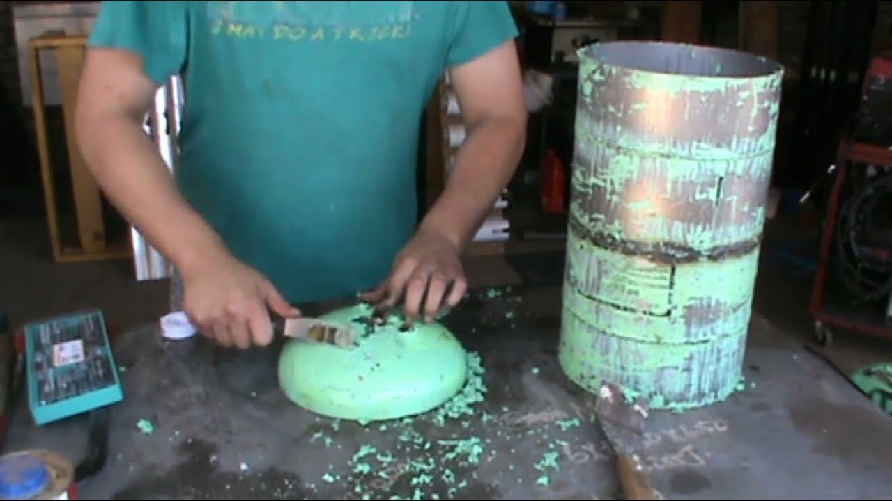 How to build a gas forge from aircon gas bottle (Freon tank forge ...