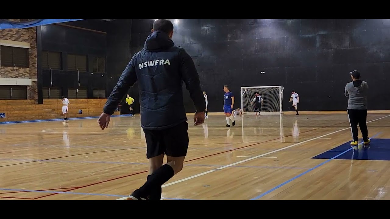 NSW Futsal Winter League Round 10 Mosaic Metros vs. United Futsal - YouTube