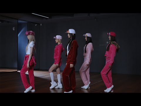 KiiiKiii 키키 '404 (New Era)' Dance Practice