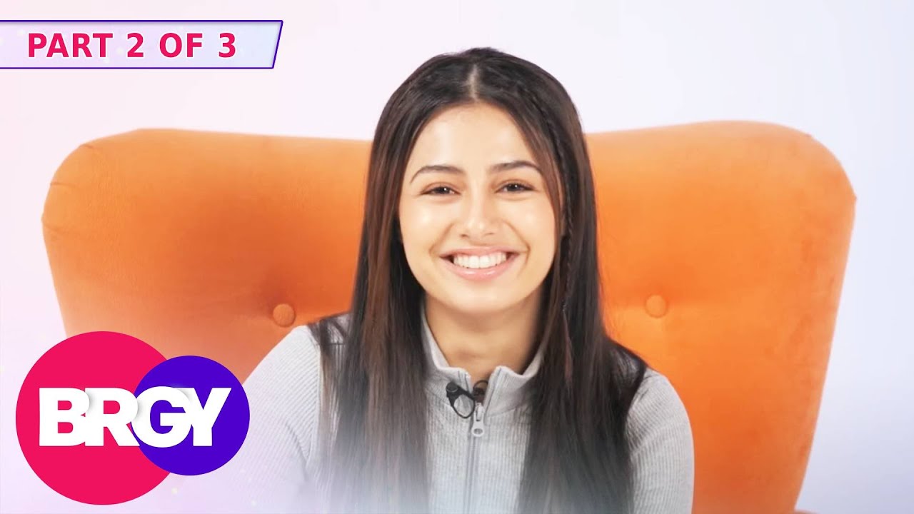 HIPHOP ARTIST MIKEY VEE TEACHES SHANAIA GOMEZ HOW TO RAP | NOVEMBER 15 ...