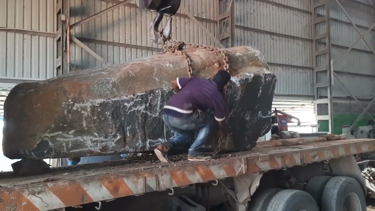12 ton natural stone unloading with EOT - YouTube
