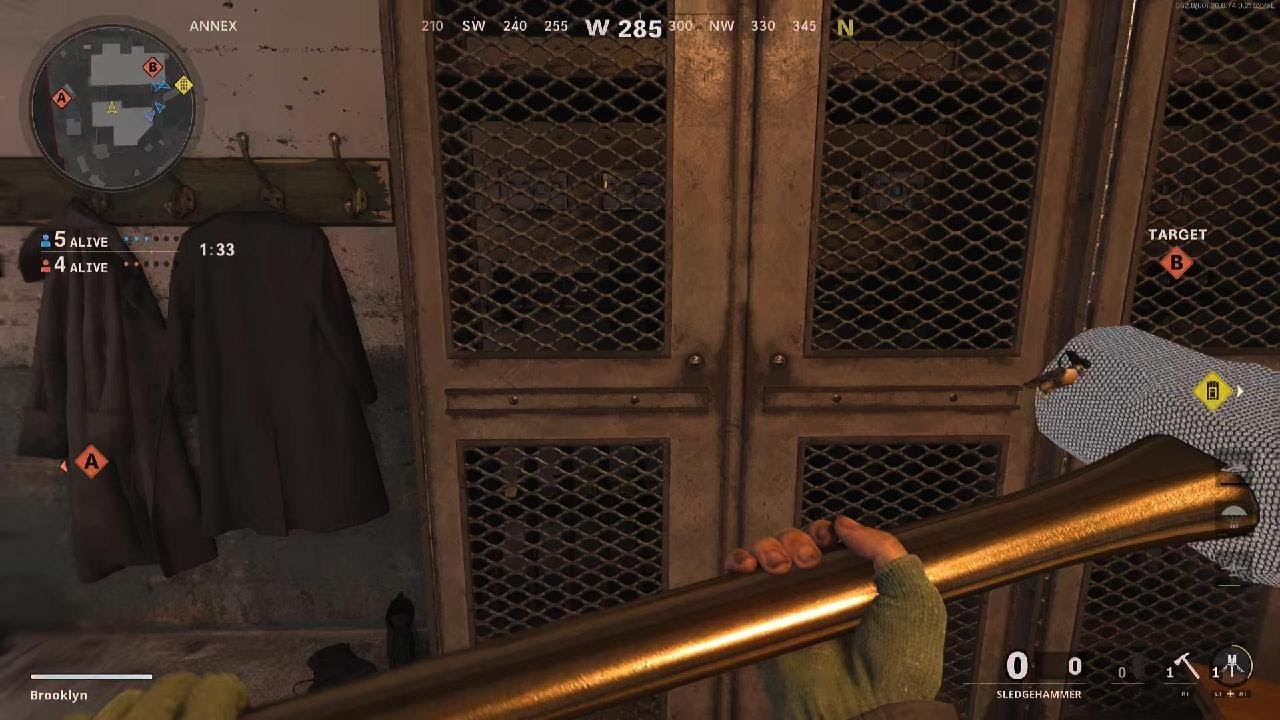 COD Cold War: The ole smoke and bonk combo - YouTube