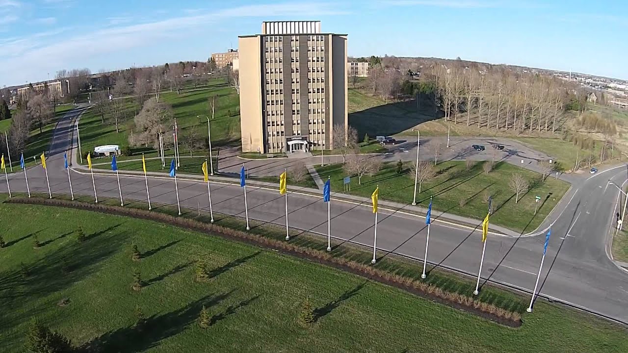 Universite de Moncton - YouTube