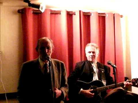 BRADYS SINGING PUBS 2010 NICKY LACEY - YouTube