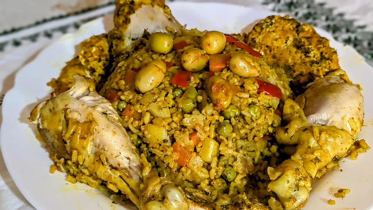 HOW TO MAKE DELICIOUS STEAMED CHIKEN RICE CHEAP AND EASY. - YouTube