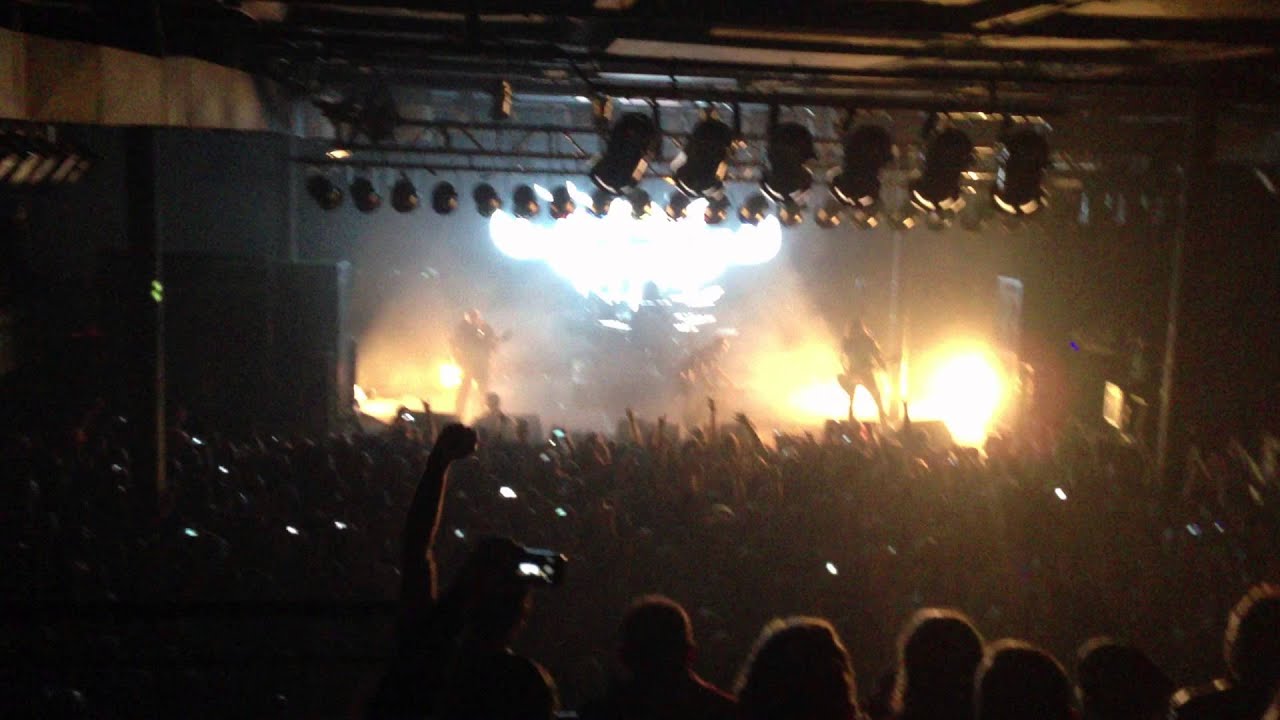 Dethklok - Metalocalypse Theme - Live - Portland - 11/24/2012 - YouTube